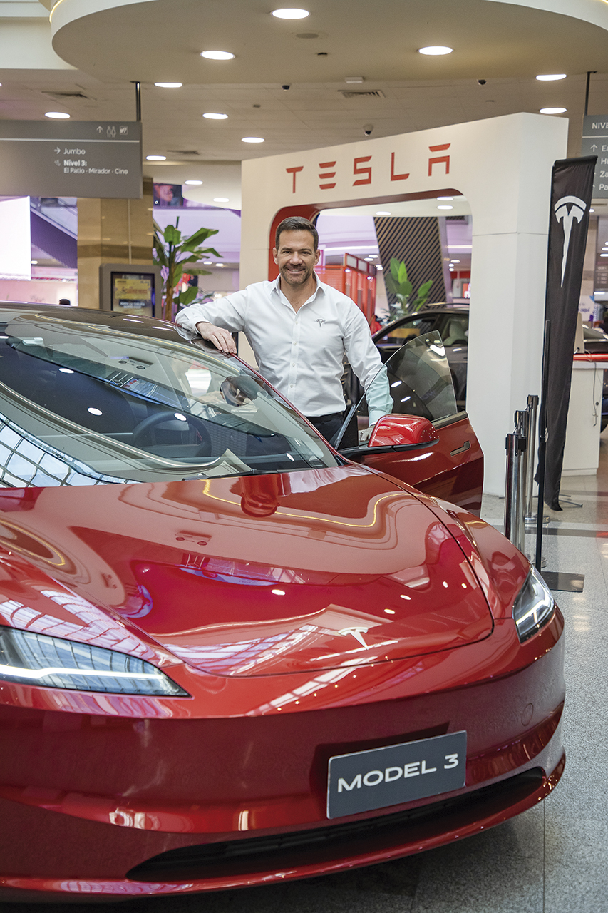 Tesla abrirá un nuevo taller en Chile y trabaja en el despliegue de una ...